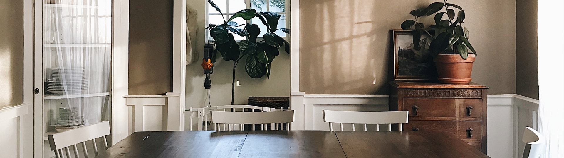 Dining Room Cleaning Services | KCS Kitchener Cleaning Services