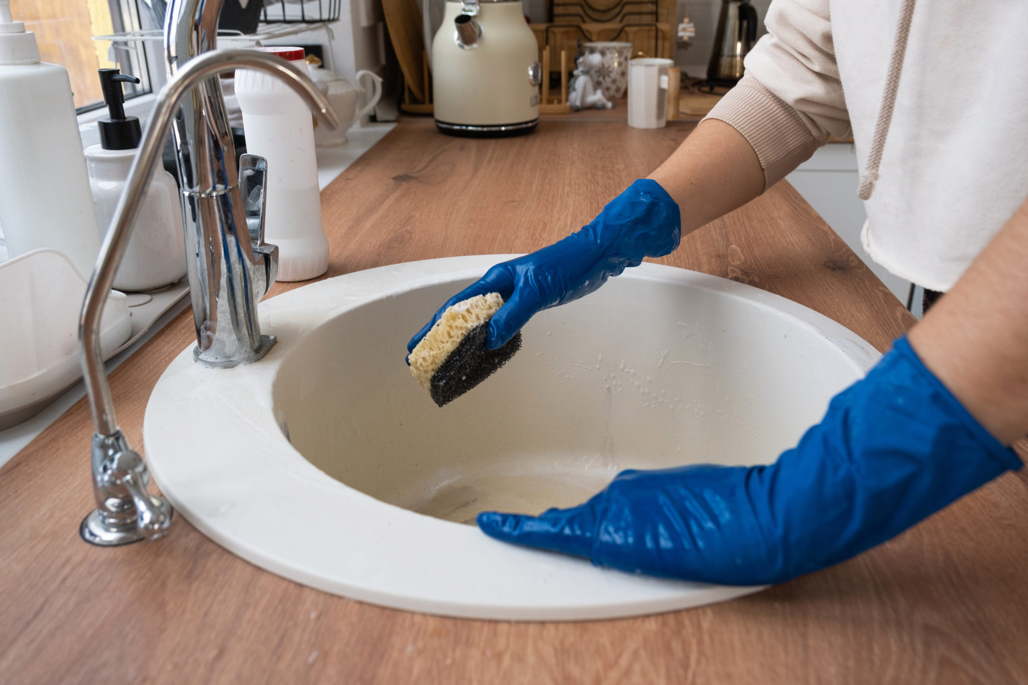 Quick Approach for a Sparkling Sink | KCS Kitchener Cleaning Services